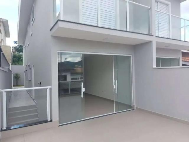 Casa / Sobrado para Venda em Atibaia/SP Vila Petrópolis 4 Quartos