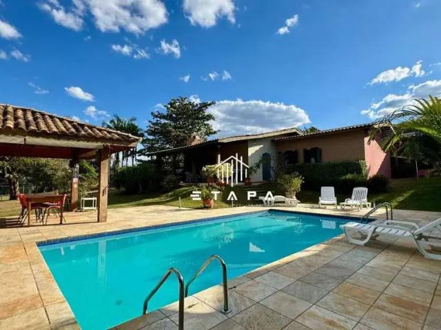 Casa / Sobrado para Venda em Atibaia/SP Vila Petrópolis 5 Quartos