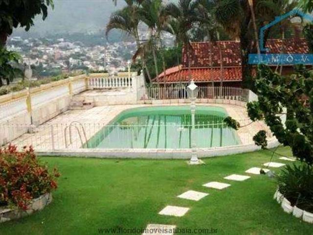 Casa / Sobrado para Venda em Atibaia/SP Vila Petrópolis 8 Quartos