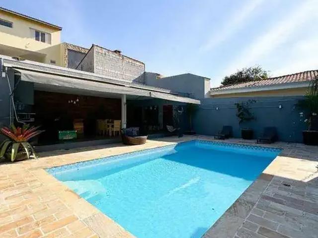 Casa / Sobrado para Venda em Atibaia/SP Vila Rica 4 Quartos