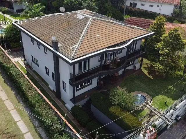Casa / Sobrado para Venda em Atibaia/SP Vila Santista 4 Quartos