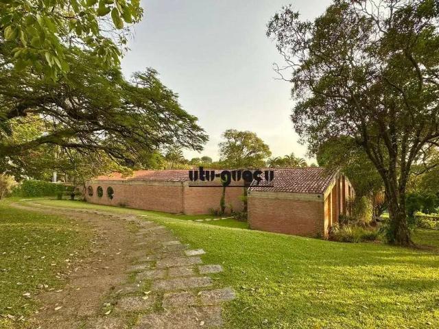Casa / Sobrado para Venda em Atibaia/SP Vila Santista 4 Quartos