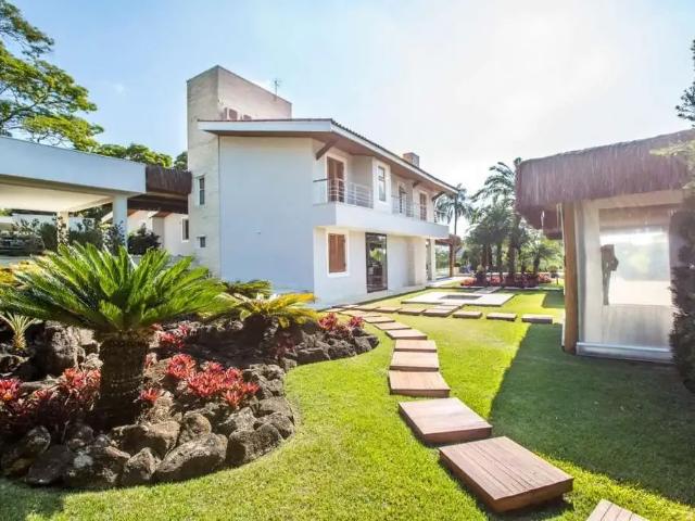 Casa / Sobrado para Venda em Atibaia/SP Vila Santista 4 Quartos