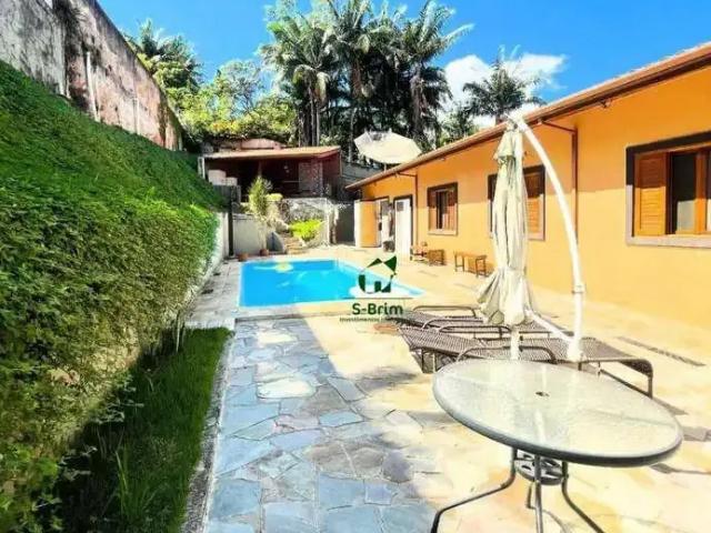 Casa / Sobrado para Venda em Atibaia/SP Vila Santista 4 Quartos