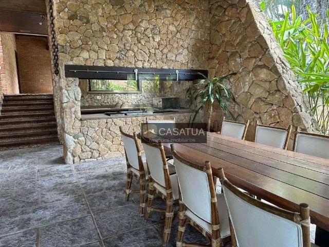 Casa / Sobrado para Venda em Atibaia/SP Vila Santista 4 Quartos