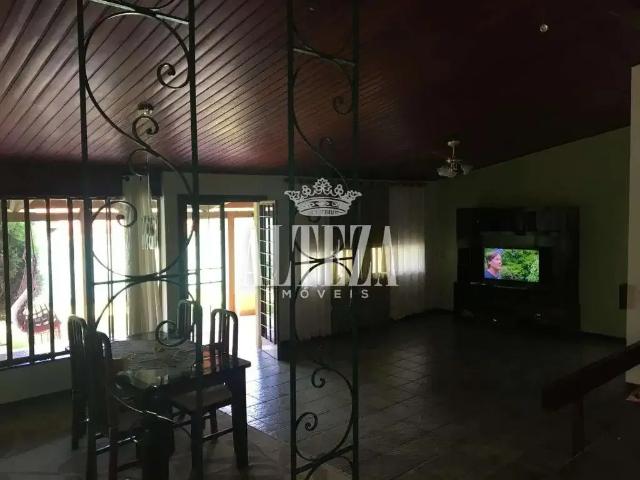 Casa / Sobrado para Venda em Atibaia/SP Vila Santista 4 Quartos