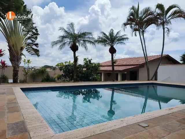 Casa / Sobrado para Venda em Atibaia/SP Vila Santista 5 Quartos