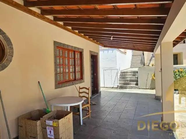 Casa / Sobrado para Venda em Atibaia/SP Vila Santista 5 Quartos