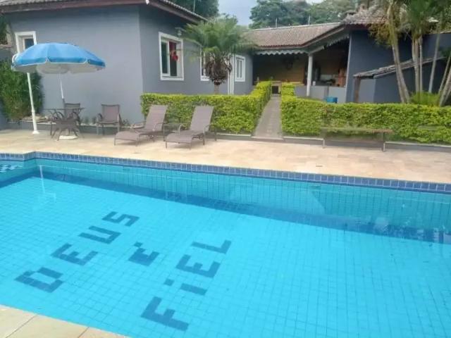 Casa / Sobrado para Venda em Atibaia/SP Vila Santista 5 Quartos