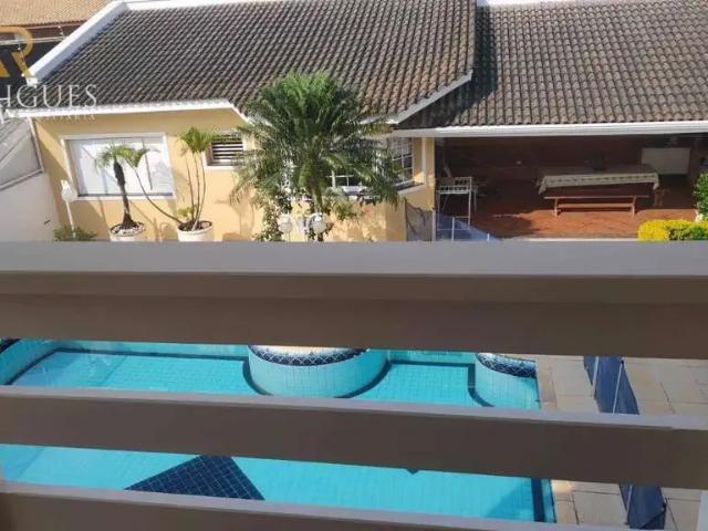 Casa / Sobrado para Venda em Atibaia/SP Vila Santista 6 Quartos