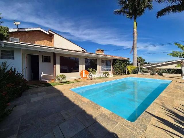 Casa / Sobrado para Venda em Atibaia/SP Vila Santista 3 Quartos