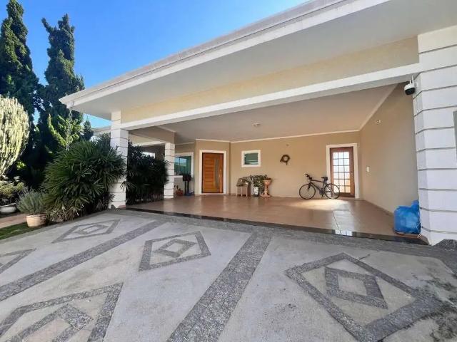 Casa / Sobrado para Venda em Atibaia/SP Vila Santista 3 Quartos