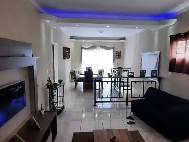 Casa / Sobrado para Venda em Bandeira do Sul/MG Centro 3 Quartos