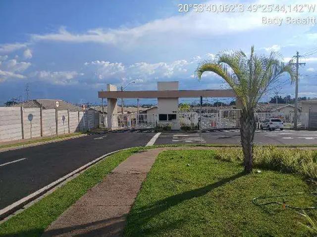 Casa / Sobrado para Venda em Bady Bassitt/SP Centro 2 Quartos