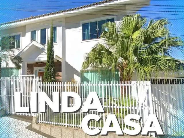 Casa / Sobrado para Venda em Balneário Camboriú/SC Ariribá 3 Quartos
