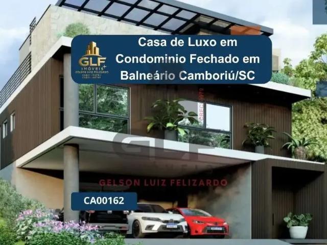 Casa / Sobrado para Venda em Balneário Camboriú/SC Ariribá 4 Quartos