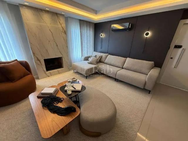 Casa / Sobrado para Venda em Balneário Camboriú/SC Barra 4 Quartos