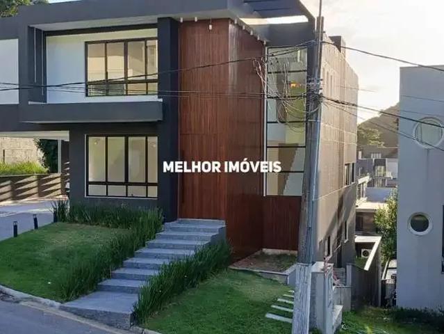 Casa / Sobrado para Venda em Balneário Camboriú/SC Barra 4 Quartos