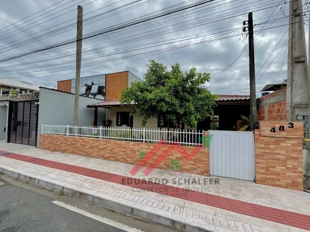 Casa / Sobrado para Venda em Balneário Camboriú/SC Barra 5 Quartos