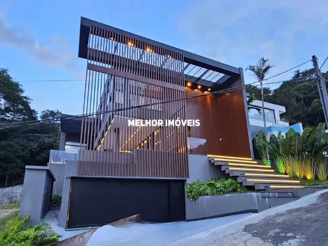 Casa / Sobrado para Venda em Balneário Camboriú/SC Barra 5 Quartos