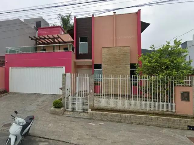 Casa / Sobrado para Venda em Balneário Camboriú/SC Barra 3 Quartos