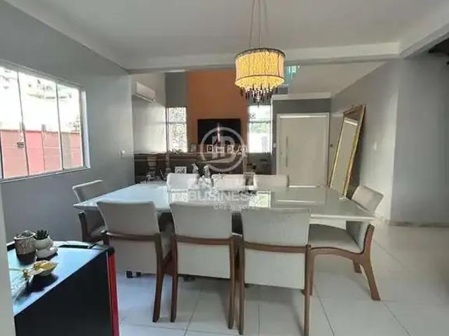 Casa / Sobrado para Venda em Balneário Camboriú/SC Barra 3 Quartos