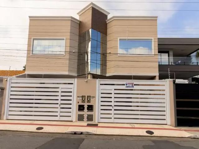 Casa / Sobrado para Venda em Balneário Camboriú/SC Centro 3 Quartos