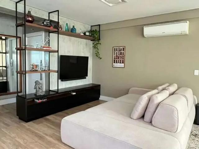Casa / Sobrado para Venda em Balneário Camboriú/SC Centro 3 Quartos