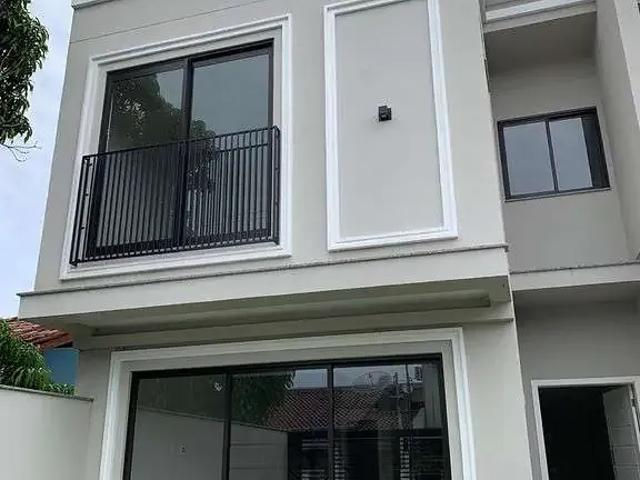 Casa / Sobrado para Venda em Balneário Camboriú/SC Centro 3 Quartos