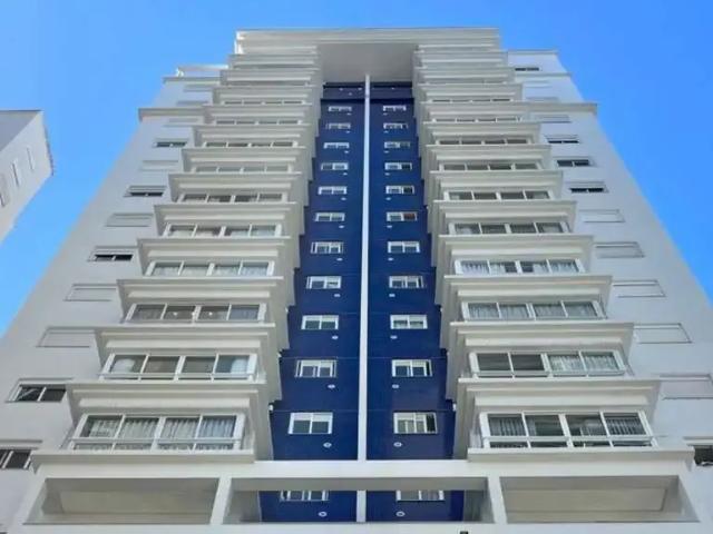 Casa / Sobrado para Venda em Balneário Camboriú/SC Centro 3 Quartos