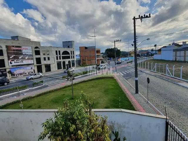 Casa / Sobrado para Venda em Balneário Camboriú/SC Centro 4 Quartos