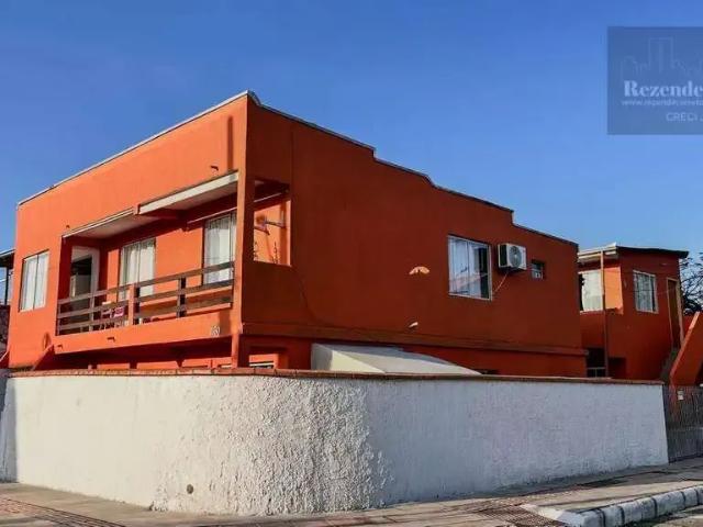 Casa / Sobrado para Venda em Balneário Camboriú/SC Jardim Iate Clube 3 Quartos