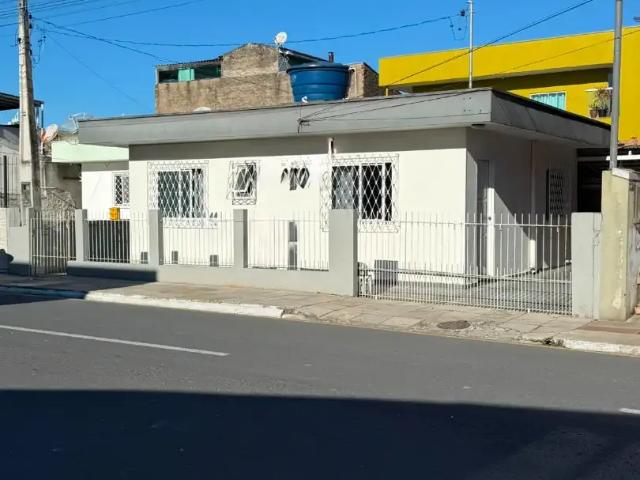 Casa / Sobrado para Venda em Balneário Camboriú/SC Municípios 2 Quartos