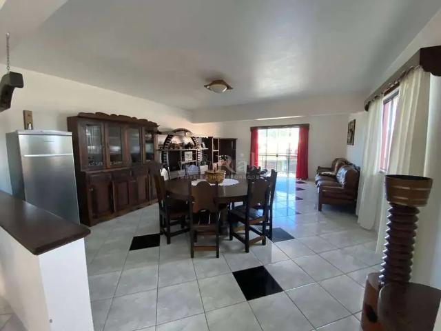 Casa / Sobrado para Venda em Balneário Camboriú/SC Municípios 3 Quartos