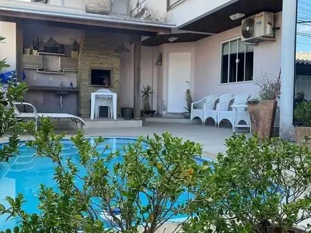Casa / Sobrado para Venda em Balneário Camboriú/SC Nações 5 Quartos
