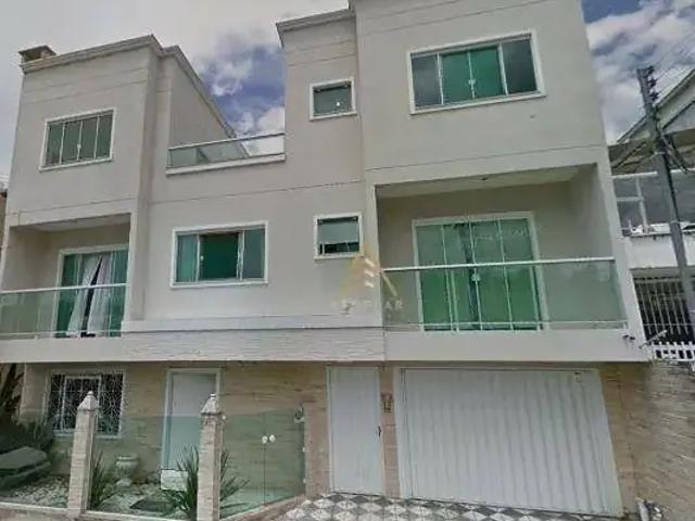 Casa / Sobrado para Venda em Balneário Camboriú/SC Nações 5 Quartos