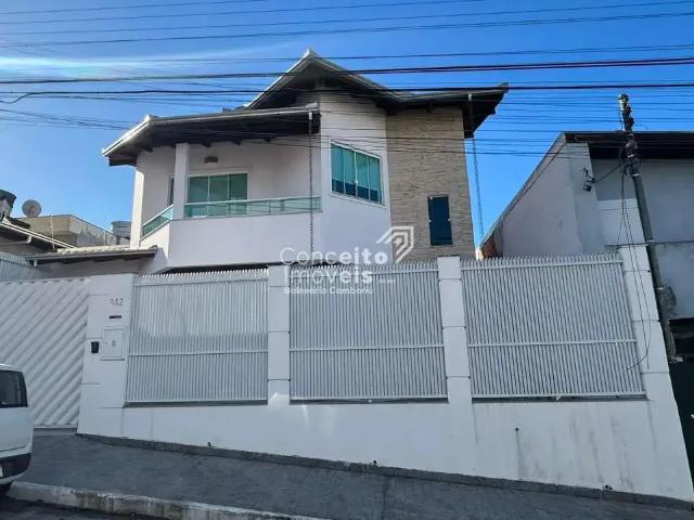 Casa / Sobrado para Venda em Balneário Camboriú/SC Nações 3 Quartos