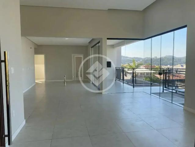 Casa / Sobrado para Venda em Balneário Camboriú/SC Nações 3 Quartos