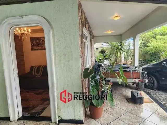 Casa / Sobrado para Venda em Balneário Camboriú/SC Nova Esperança 4 Quartos