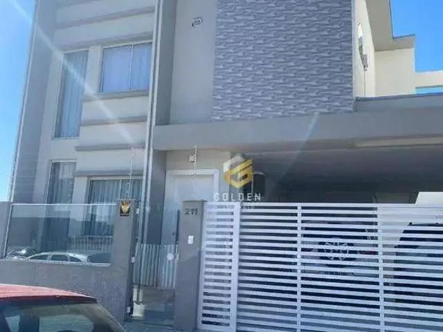 Casa / Sobrado para Venda em Balneário Camboriú/SC Nova Esperança 3 Quartos