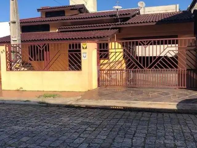 Casa / Sobrado para Venda em Balneário Camboriú/SC Nova Esperança 3 Quartos