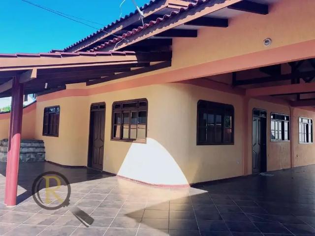 Casa / Sobrado para Venda em Balneário Camboriú/SC Nova Esperança 3 Quartos