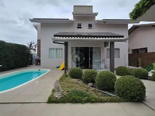 Casa / Sobrado para Venda em Balneário Camboriú/SC Nova Esperança 3 Quartos