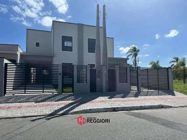 Casa / Sobrado para Venda em Balneário Camboriú/SC Nova Esperança 3 Quartos