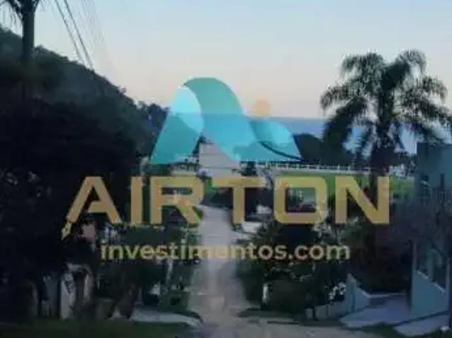 Casa / Sobrado para Venda em Balneário Camboriú/SC Praia do Estaleirinho