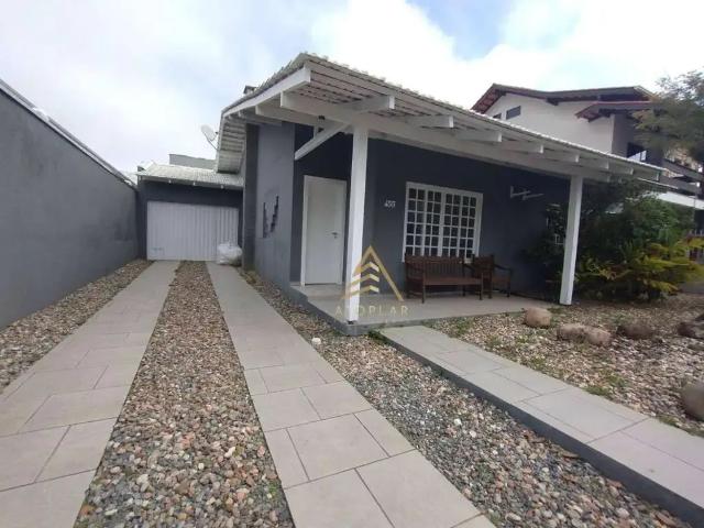 Casa / Sobrado para Venda em Balneário Camboriú/SC Praia dos Amores 3 Quartos