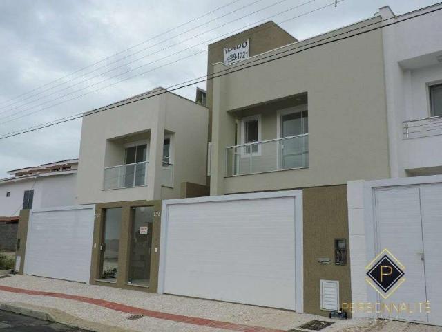 Casa / Sobrado para Venda em Balneário Camboriú/SC Praia dos Amores 3 Quartos