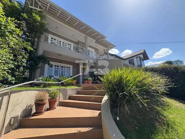 Casa / Sobrado para Venda em Balneário Camboriú/SC Praia dos Amores 4 Quartos
