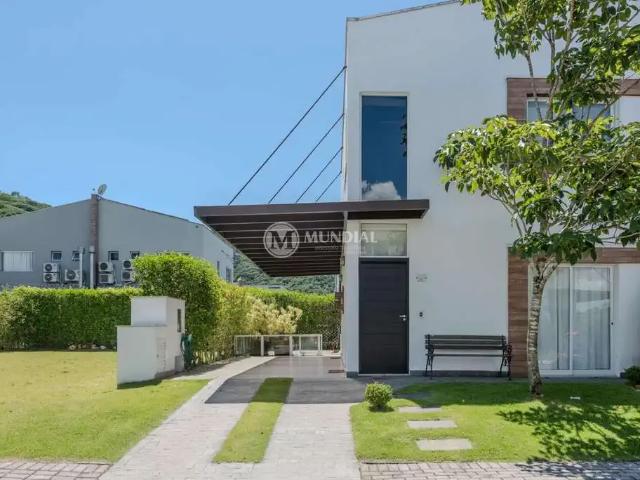 Casa / Sobrado para Venda em Balneário Camboriú/SC São Judas Tadeu 3 Quartos