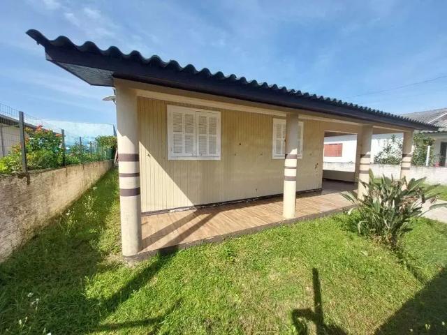 Casa / Sobrado para Venda em Balneário Arroio do Silva/SC Areias Brancas 3 Quartos